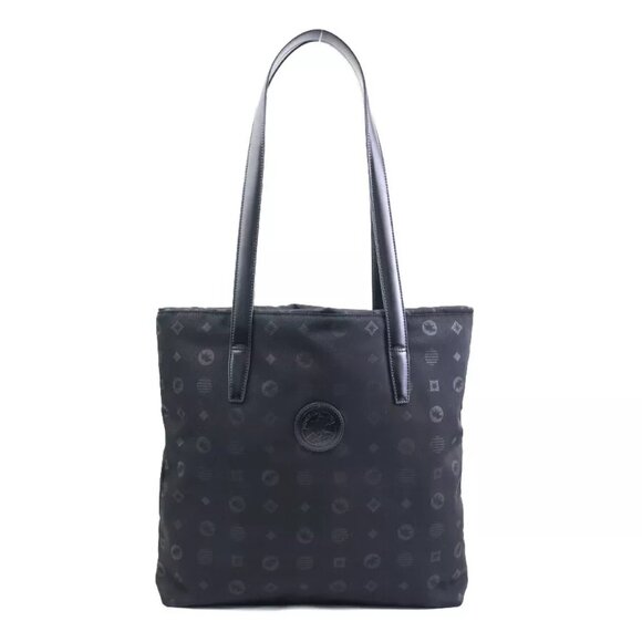 Hunting World | Bags | Auth Hunting World Shoulder Bag Black ...